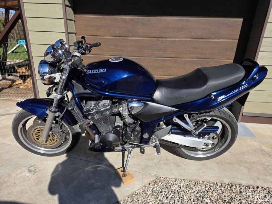 Zils Suzuki Bandit 2001 Pasvalys, ar dzinēja tilpumu 1.20 L un nobraukumu 45 tūkst. km par 1699 €, foto 18 vietnē AUTOMOTO.COM.LV