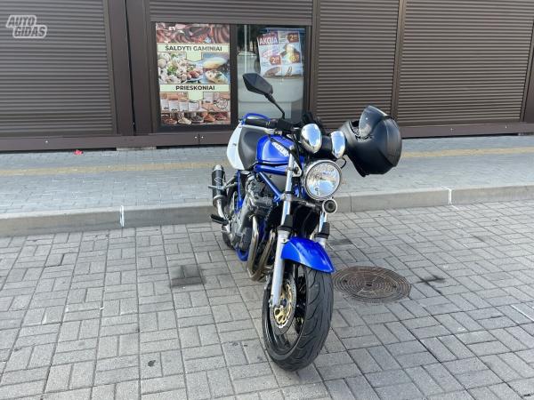 Blue Suzuki Bandit 2004 in Taurage, with an engine capacity of 0.60 L and mileage of 20 thousand km for 1900 €, photo 1 on AUTOMOTO.COM.LV