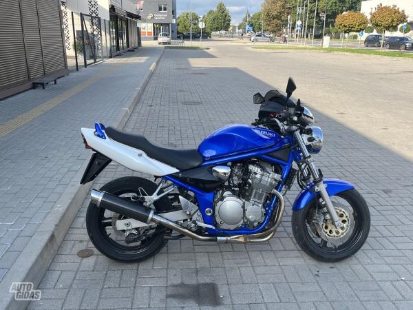 Blue Suzuki Bandit 2004 in Taurage, with an engine capacity of 0.60 L and mileage of 20 thousand km for 1900 €, photo 2 on AUTOMOTO.COM.LV