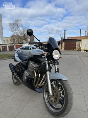 Pelēks Suzuki Bandit 2002 Kauņa, ar dzinēja tilpumu 0.60 L un nobraukumu 43 tūkst. km par 2000 €, foto 5 vietnē AUTOMOTO.COM.LV