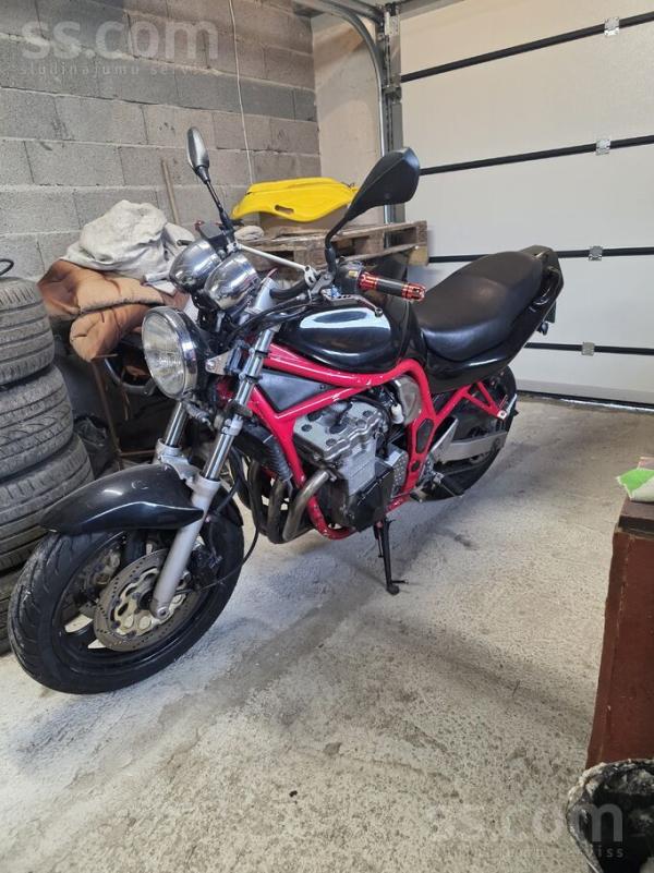 Suzuki Bandit 1996 in Ventspils, with an engine capacity of 0.60 L and mileage of 0 thousand km for 1550 €, photo 2 on AUTOMOTO.COM.LV