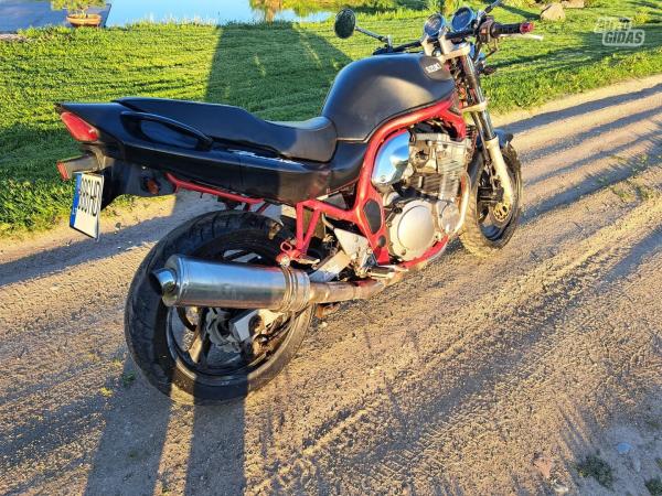 Suzuki Bandit 1998 in Raseiniai, with an engine capacity of 0.60 L and mileage of 0 thousand km for 1300 €, photo 8 on AUTOMOTO.COM.LV