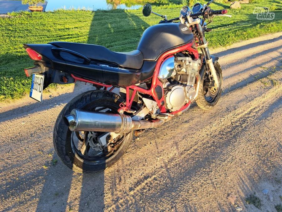 Suzuki Bandit 1998 in Raseiniai, with an engine capacity of 0.60 L and mileage of 0 thousand km for 1300 €, photo 9 on AUTOMOTO.COM.LV