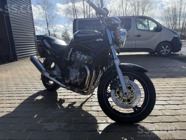 Suzuki Bandit 1999 in Cesis, with an engine capacity of 0.60 L and mileage of 0 thousand km for 1990 €, photo 6 on AUTOMOTO.COM.LV
