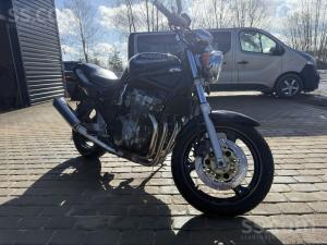 Suzuki Bandit 1999 in Cesis, with an engine capacity of 0.60 L and mileage of 0 thousand km for 1990 €, photo 7 on AUTOMOTO.COM.LV