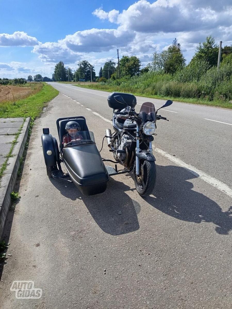 Suzuki Bandit 1999 Šakiai, ar dzinēja tilpumu 0.60 L un nobraukumu 0 tūkst. km par 1500 €, foto 1 vietnē AUTOMOTO.COM.LV