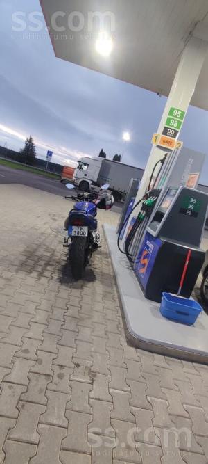 Suzuki Bandit 2000 Jelgava, ar dzinēja tilpumu 0.60 L un nobraukumu 0 tūkst. km par 2000 €, foto 4 vietnē AUTOMOTO.COM.LV