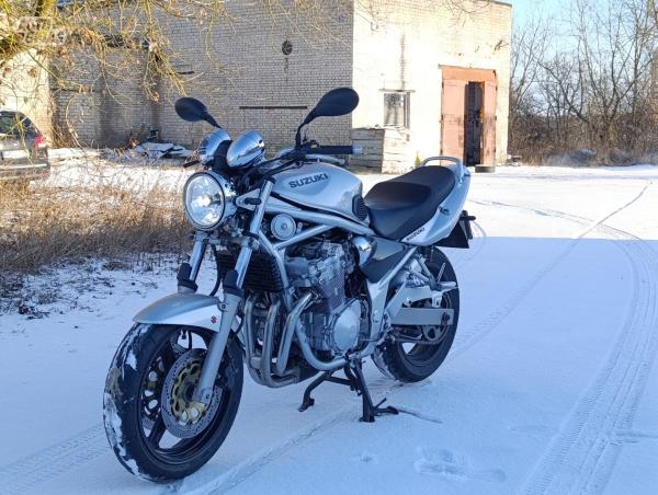 Suzuki Bandit 2003 Viļņa, ar dzinēja tilpumu 0.00 L un nobraukumu 0 tūkst. km par 1500 €, foto 2 vietnē AUTOMOTO.COM.LV