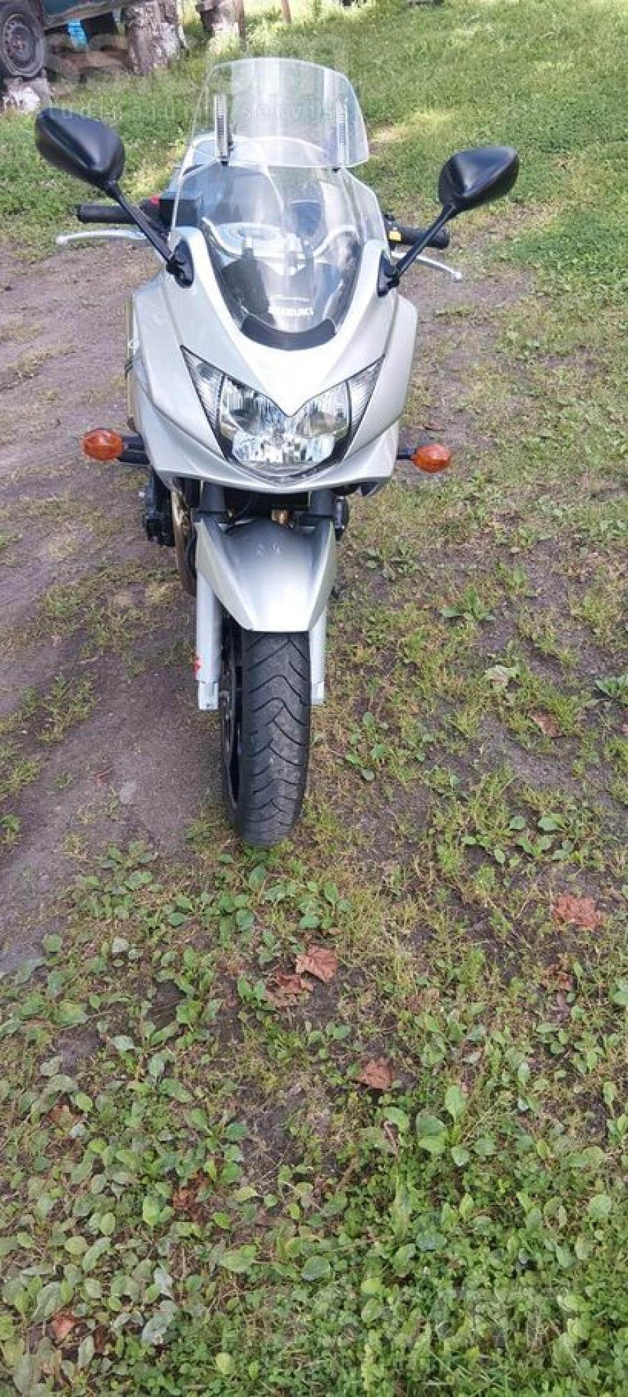 Suzuki Bandit 2005 Gulbene, ar dzinēja tilpumu 0.65 L un nobraukumu 0 tūkst. km par 2300 €, foto 6 vietnē AUTOMOTO.COM.LV