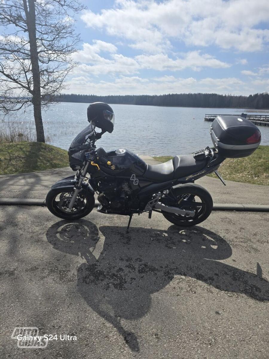 Suzuki Bandit 2006 in Siauliai, with an engine capacity of 0.00 L and mileage of 0 thousand km for 2700 €, photo 8 on AUTOMOTO.COM.LV