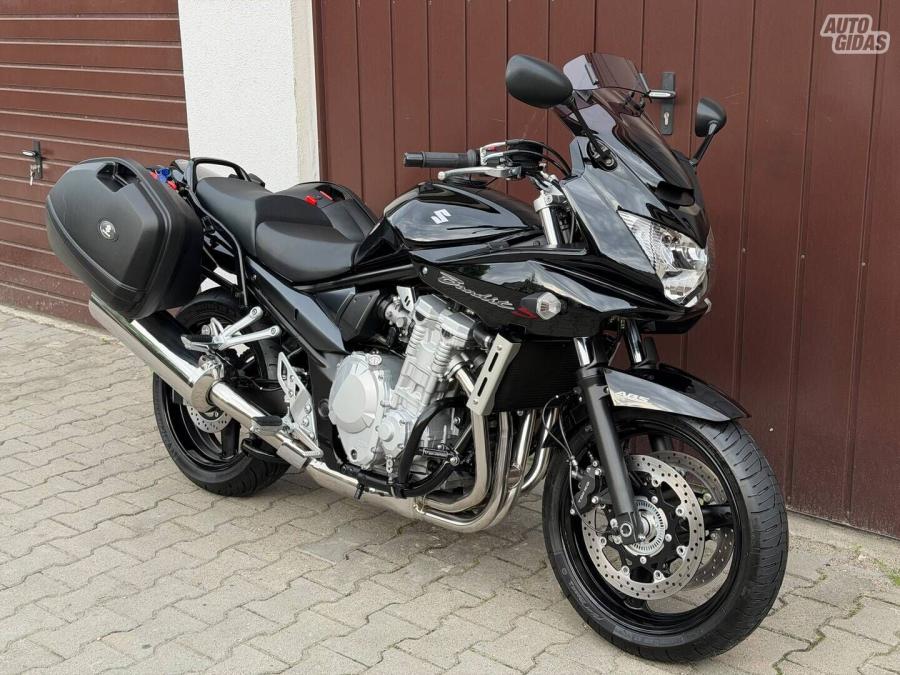 Suzuki Bandit 2007 Viļņa, ar dzinēja tilpumu 0.65 L un nobraukumu 33 tūkst. km par 3650 €, foto 4 vietnē AUTOMOTO.COM.LV