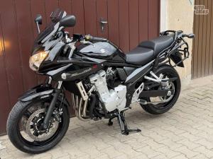 Suzuki Bandit 2007 Viļņa, ar dzinēja tilpumu 0.65 L un nobraukumu 33 tūkst. km par 3650 €, foto 25 vietnē AUTOMOTO.COM.LV
