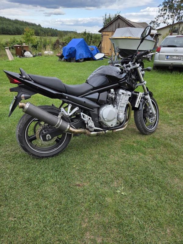 Suzuki Bandit 2007 Alīta, ar dzinēja tilpumu 0.00 L un nobraukumu 0 tūkst. km par 2400 €, foto 4 vietnē AUTOMOTO.COM.LV