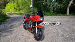 Красный Сузуки Bandit 1998 в Каунас, объемом двигателя 0.60 л и пробегом 59 тыс. км за 1500 €, фото  на AUTOMOTO.COM.LV