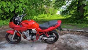 Red Suzuki Bandit 1998 in Kaunas, with an engine capacity of 0.60 L and mileage of 59 thousand km for 1500 €, photo 5 on AUTOMOTO.COM.LV