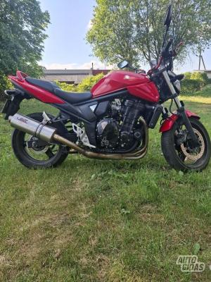 Sarkans Suzuki Bandit 2009 Vilkaviškis, ar dzinēja tilpumu 0.66 L un nobraukumu 0 tūkst. km par 2700 €, foto 4 vietnē AUTOMOTO.COM.LV