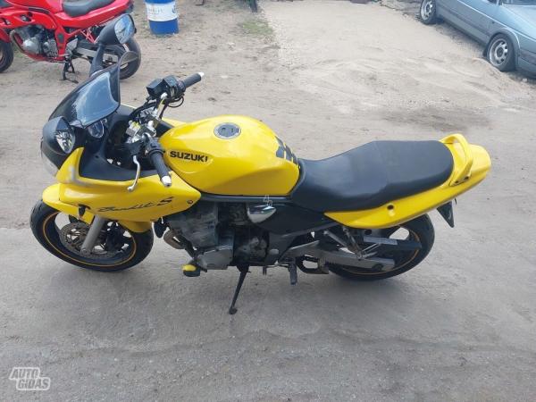 Yellow Suzuki Bandit 2003 in Vilnius, with an engine capacity of 0.60 L and mileage of 92 thousand km for 1650 €, photo 1 on AUTOMOTO.COM.LV