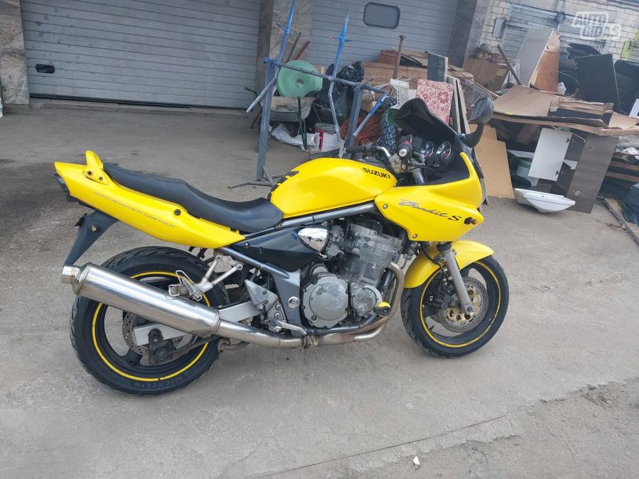 Yellow Suzuki Bandit 2003 in Vilnius, with an engine capacity of 0.60 L and mileage of 92 thousand km for 1650 €, photo 3 on AUTOMOTO.COM.LV
