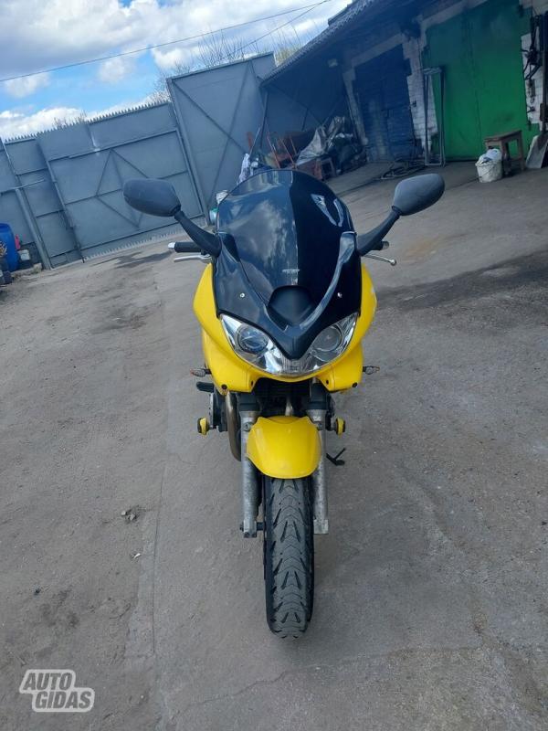 Yellow Suzuki Bandit 2003 in Vilnius, with an engine capacity of 0.60 L and mileage of 92 thousand km for 1650 €, photo 3 on AUTOMOTO.COM.LV