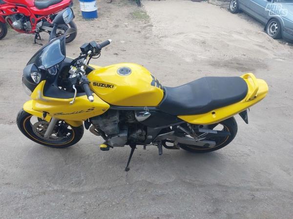 Yellow Suzuki Bandit 2003 in Vilnius, with an engine capacity of 0.60 L and mileage of 92 thousand km for 1450 €, photo 1 on AUTOMOTO.COM.LV