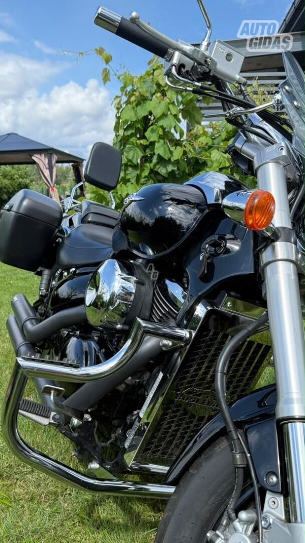 Black Suzuki Boulevard 2005 in Riga, with an engine capacity of 0.00 L and mileage of 36 thousand km for 3990 €, photo 2 on AUTOMOTO.COM.LV