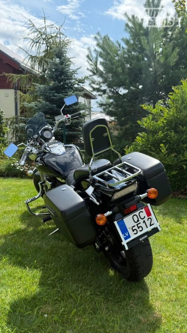Black Suzuki Boulevard 2005 in Riga, with an engine capacity of 0.00 L and mileage of 36 thousand km for 3990 €, photo 4 on AUTOMOTO.COM.LV