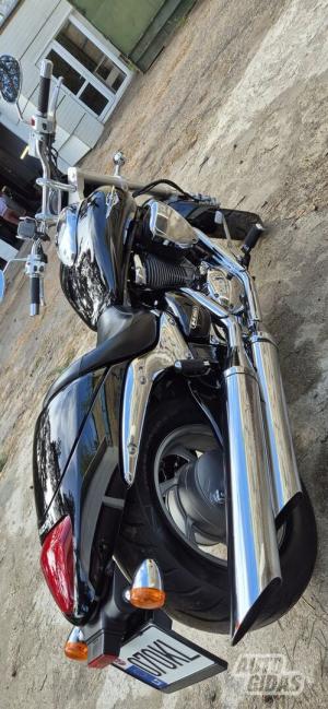 Black Suzuki Boulevard 2013 in Vilnius, with an engine capacity of 0.80 L and mileage of 20 thousand km for 4850 €, photo 5 on AUTOMOTO.COM.LV