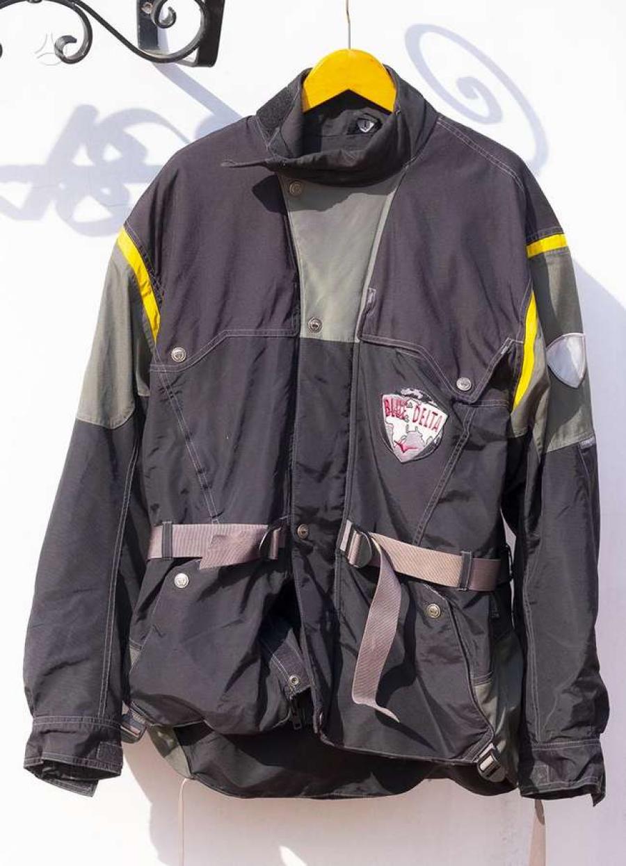 Melns Suzuki Burgman 2001 Raseiniai, ar dzinēja tilpumu 0.25 L un nobraukumu 30 tūkst. km par 600 €, foto 9 vietnē AUTOMOTO.COM.LV