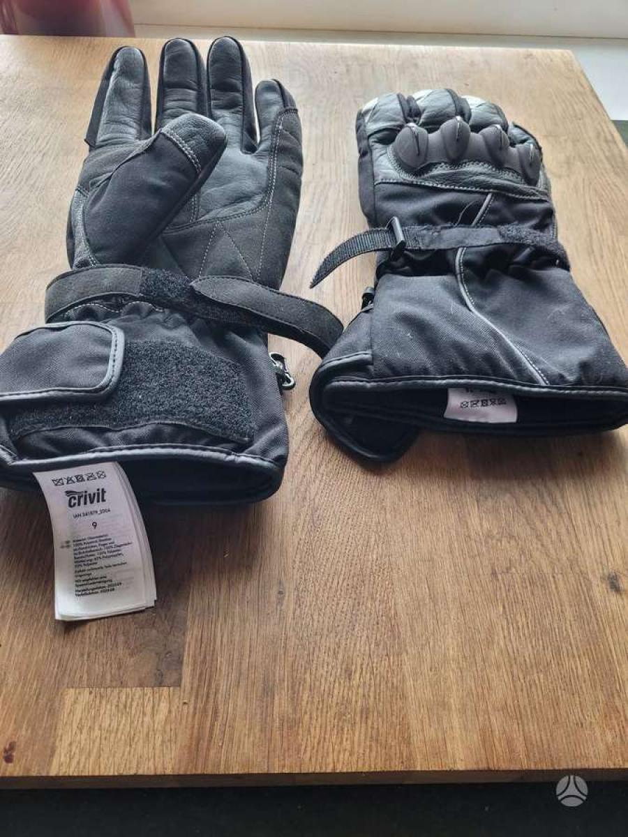 Melns Suzuki Burgman 2001 Raseiniai, ar dzinēja tilpumu 0.25 L un nobraukumu 30 tūkst. km par 600 €, foto 12 vietnē AUTOMOTO.COM.LV