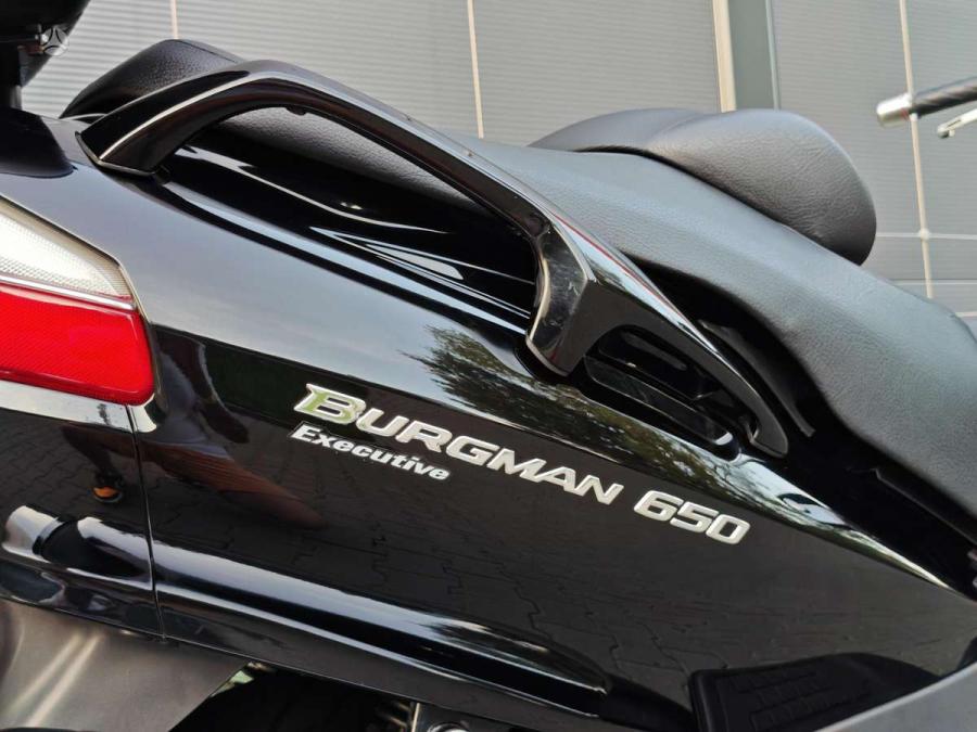 Черный Сузуки Burgman 2008 в Клайпеда, объемом двигателя 0.65 л и пробегом 33 тыс. км за 3000 €, фото 17 на AUTOMOTO.COM.LV