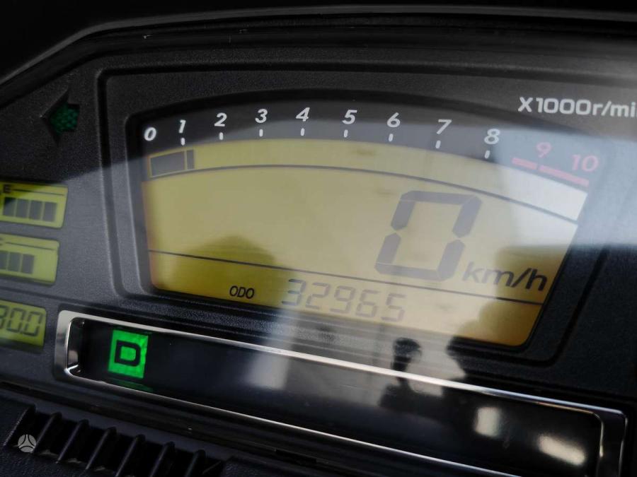 Черный Сузуки Burgman 2008 в Клайпеда, объемом двигателя 0.65 л и пробегом 33 тыс. км за 3000 €, фото 23 на AUTOMOTO.COM.LV