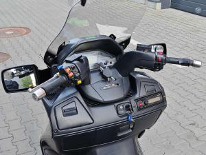Черный Сузуки Burgman 2008 в Клайпеда, объемом двигателя 0.65 л и пробегом 33 тыс. км за 3000 €, фото 50 на AUTOMOTO.COM.LV