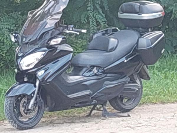 Melns Suzuki Burgman 2013 Utena, ar dzinēja tilpumu 0.64 L un nobraukumu 29 tūkst. km par 3050 €, foto 1 vietnē AUTOMOTO.COM.LV