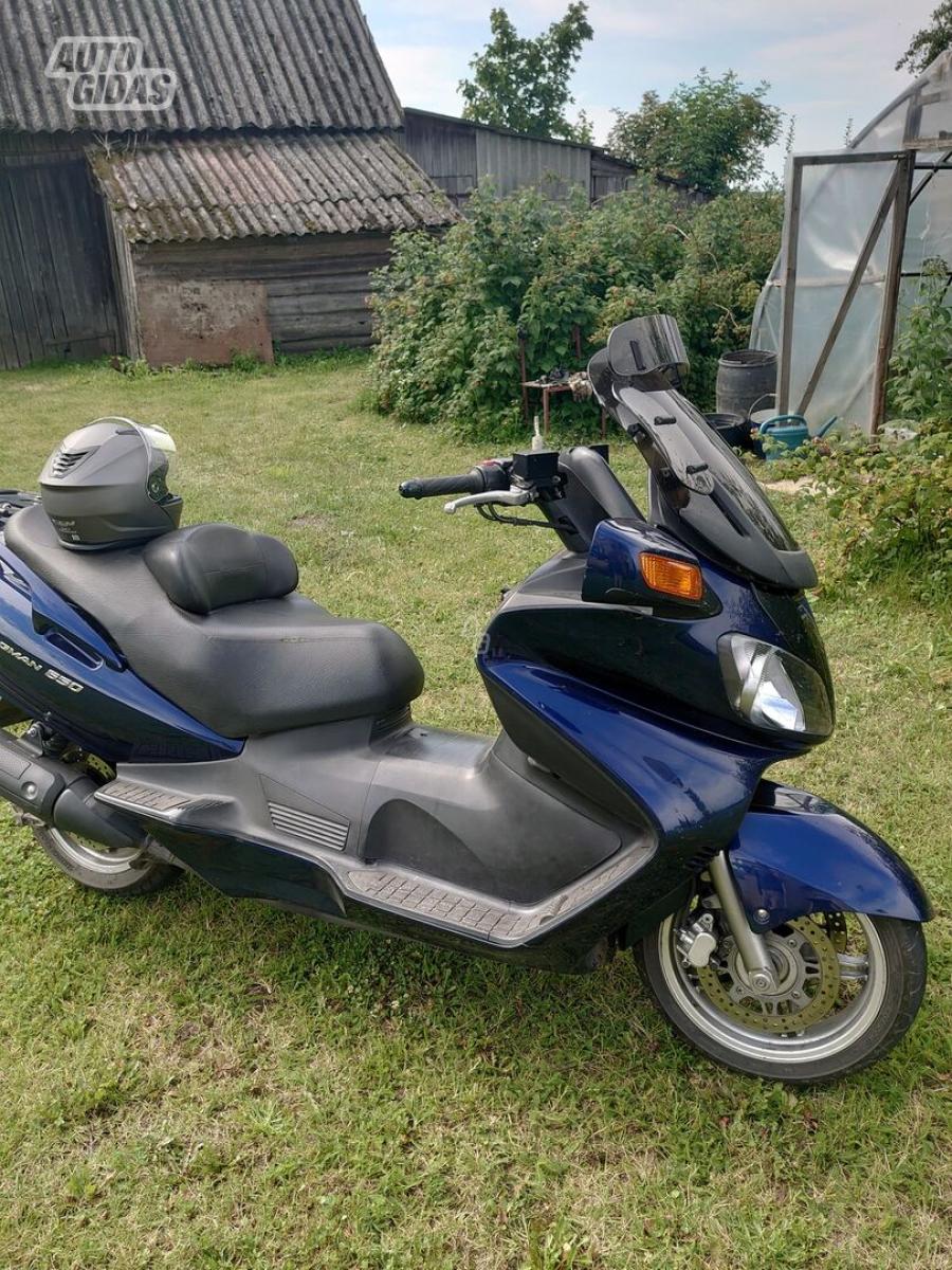 Blue Suzuki Burgman 2003 in Marijampole, with an engine capacity of 0.65 L and mileage of 0 thousand km for 1750 €, photo 4 on AUTOMOTO.COM.LV