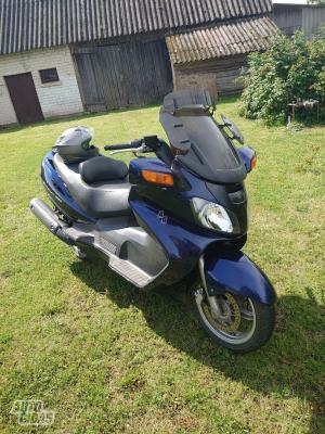 Blue Suzuki Burgman 2003 in Marijampole, with an engine capacity of 0.65 L and mileage of 0 thousand km for 1750 €, photo 6 on AUTOMOTO.COM.LV