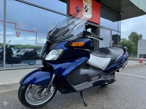 Blue Suzuki Burgman 2005 in Vilnius, with an engine capacity of 0.65 L and mileage of 46 thousand km for 2299 €, photo 5 on AUTOMOTO.COM.LV