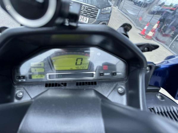 Blue Suzuki Burgman 2005 in Vilnius, with an engine capacity of 0.65 L and mileage of 46 thousand km for 2299 €, photo 10 on AUTOMOTO.COM.LV