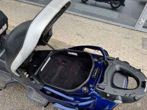 Blue Suzuki Burgman 2005 in Vilnius, with an engine capacity of 0.65 L and mileage of 46 thousand km for 2299 €, photo 13 on AUTOMOTO.COM.LV