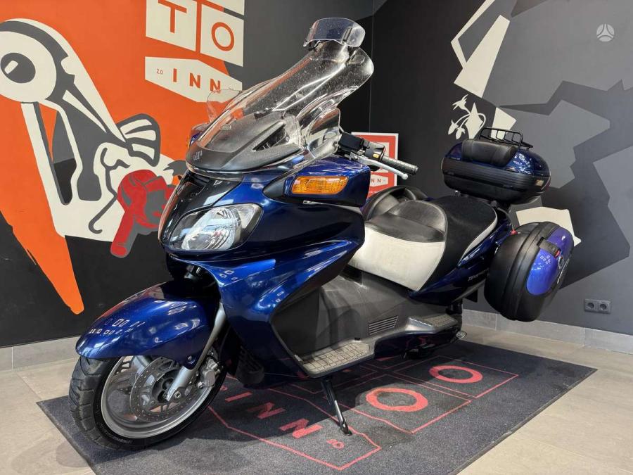 Blue Suzuki Burgman 2005 in Vilnius, with an engine capacity of 0.65 L and mileage of 46 thousand km for 2299 €, photo 14 on AUTOMOTO.COM.LV