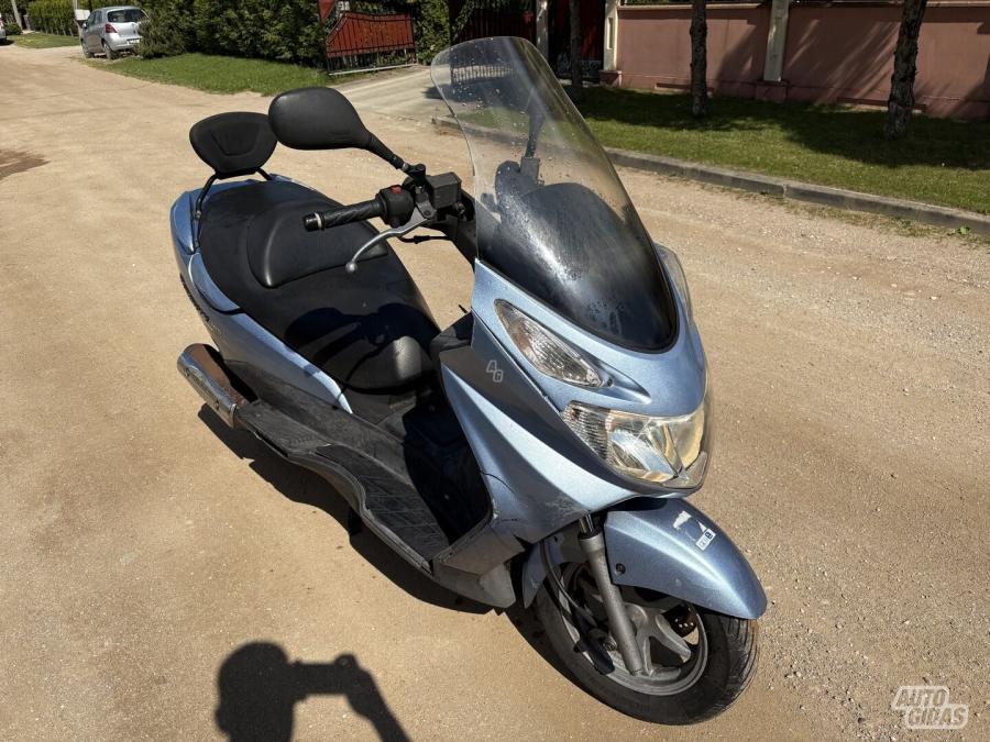 Zils Suzuki Burgman 2006 Tauragė, ar dzinēja tilpumu 0.13 L un nobraukumu 0 tūkst. km par 600 €, foto 3 vietnē AUTOMOTO.COM.LV