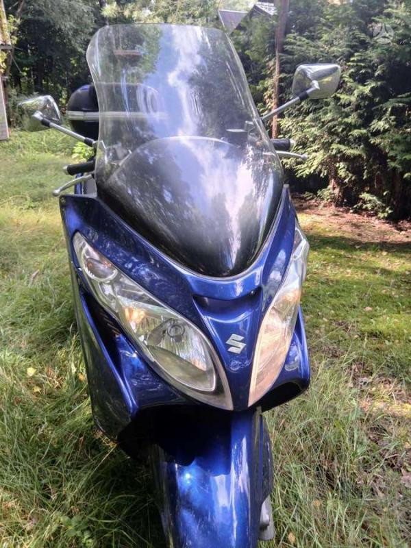 Blue Suzuki Burgman 2007 in Vilnius, with an engine capacity of 0.40 L and mileage of 35 thousand km for 1700 €, photo 8 on AUTOMOTO.COM.LV