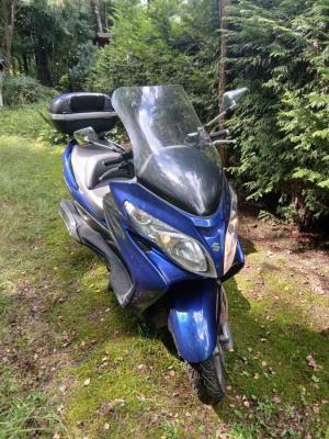 Blue Suzuki Burgman 2007 in Vilnius, with an engine capacity of 0.40 L and mileage of 35 thousand km for 1700 €, photo 16 on AUTOMOTO.COM.LV