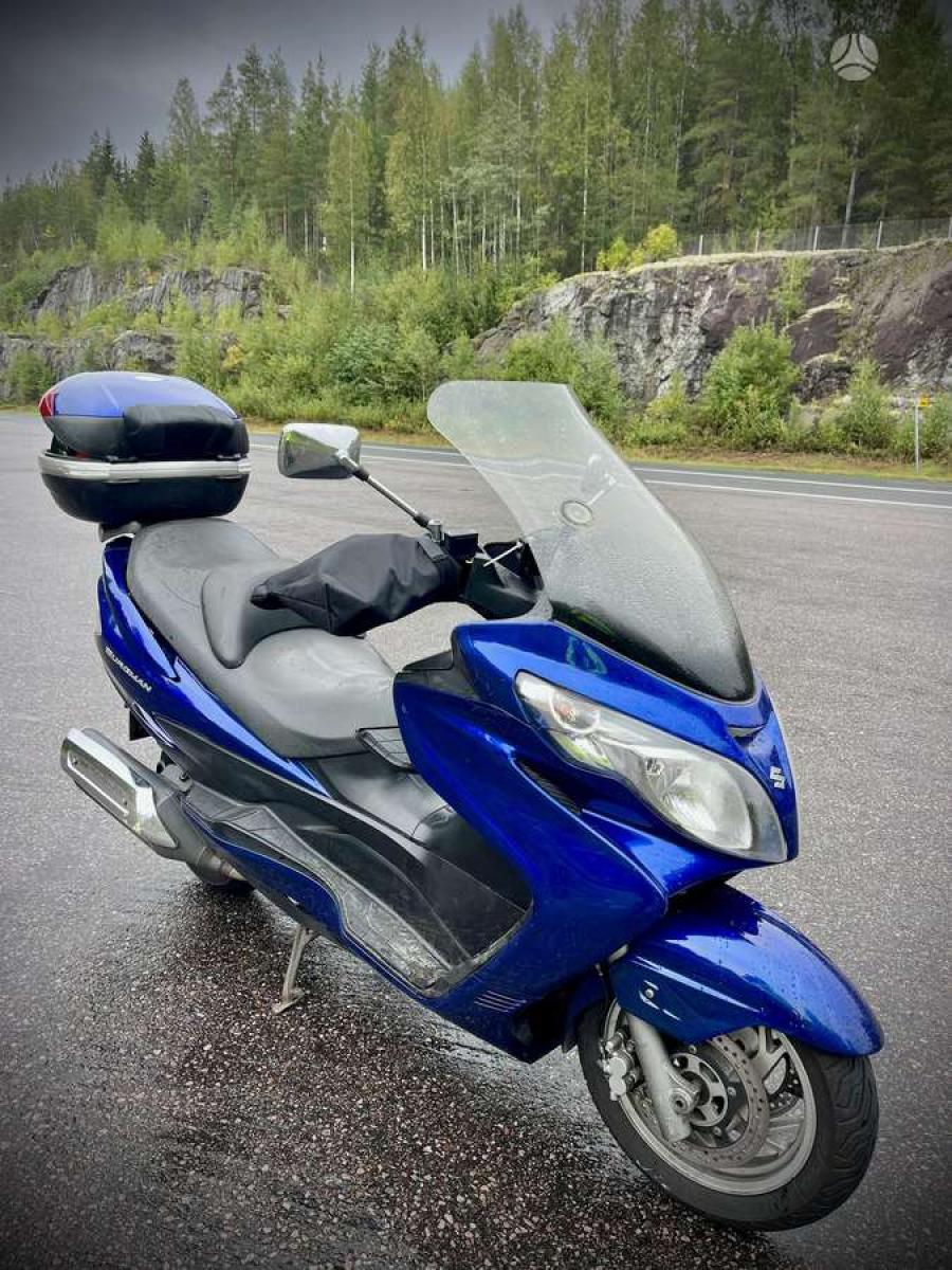 Blue Suzuki Burgman 2007 in Kaunas, with an engine capacity of 0.40 L and mileage of 35 thousand km for 900 €, photo 1 on AUTOMOTO.COM.LV