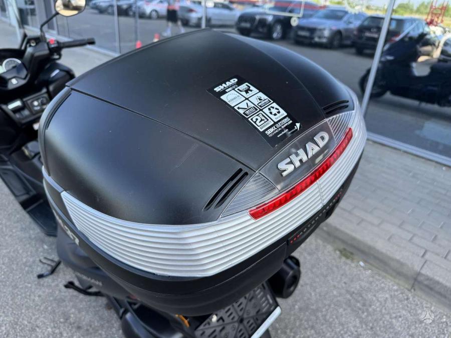Zils Suzuki Burgman 2020 Viļņa, ar dzinēja tilpumu 0.40 L un nobraukumu 5 tūkst. km par 4399 €, foto 14 vietnē AUTOMOTO.COM.LV