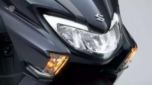 Zils Suzuki Burgman 2026 Viļņa, ar dzinēja tilpumu 0.13 L un nobraukumu 1 tūkst. km par 2990 €, foto 13 vietnē AUTOMOTO.COM.LV