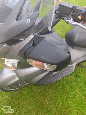 Grey Suzuki Burgman 2007 in Vilnius, with an engine capacity of 0.65 L and mileage of 48 thousand km for 1599 €, photo 10 on AUTOMOTO.COM.LV