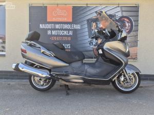Pelēks Suzuki Burgman 2009 Panevēža, ar dzinēja tilpumu 0.65 L un nobraukumu 52 tūkst. km par 1950 €, foto 4 vietnē AUTOMOTO.COM.LV