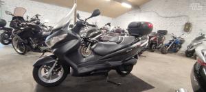 Pelēks Suzuki Burgman 2013 Panevēža, ar dzinēja tilpumu 0.13 L un nobraukumu 0 tūkst. km par 1150 €, foto 3 vietnē AUTOMOTO.COM.LV