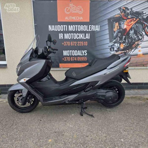 Grey Suzuki Burgman 2017 in Panevezys, with an engine capacity of 0.40 L and mileage of 0 thousand km for 2500 €, photo 4 on AUTOMOTO.COM.LV