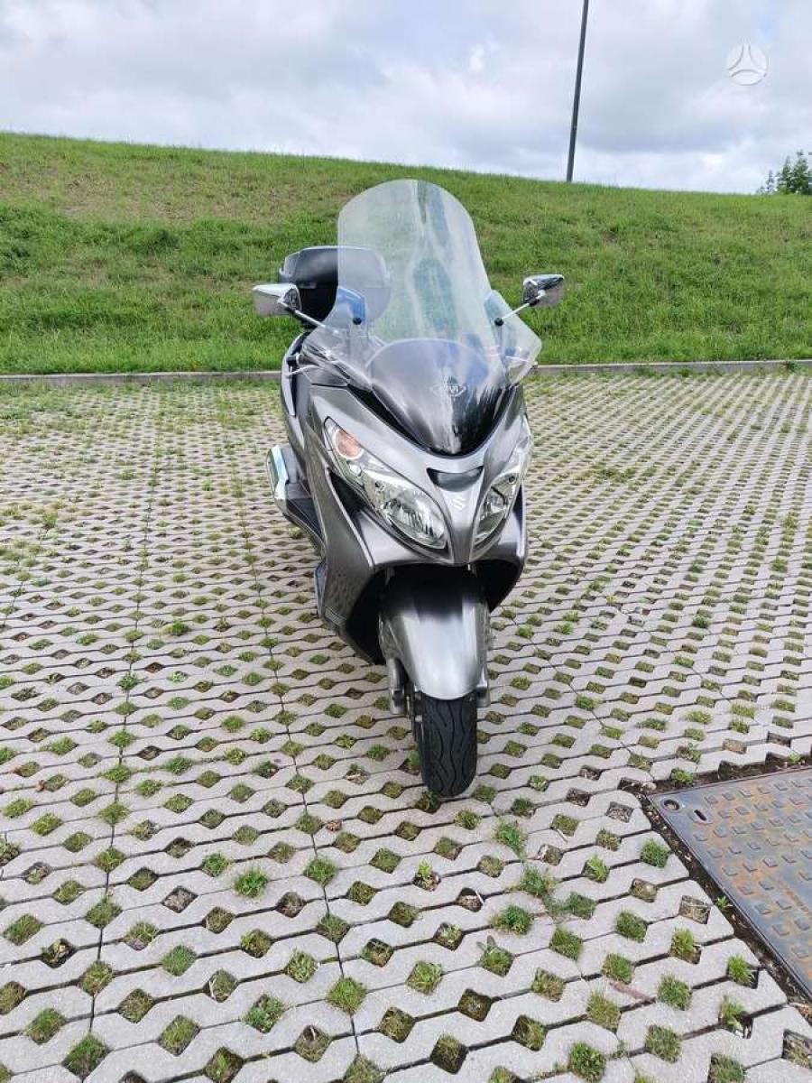 Сузуки Burgman 2007 в Каунас, объемом двигателя 0.40 л и пробегом 5 тыс. км за 1600 €, фото 1 на AUTOMOTO.COM.LV